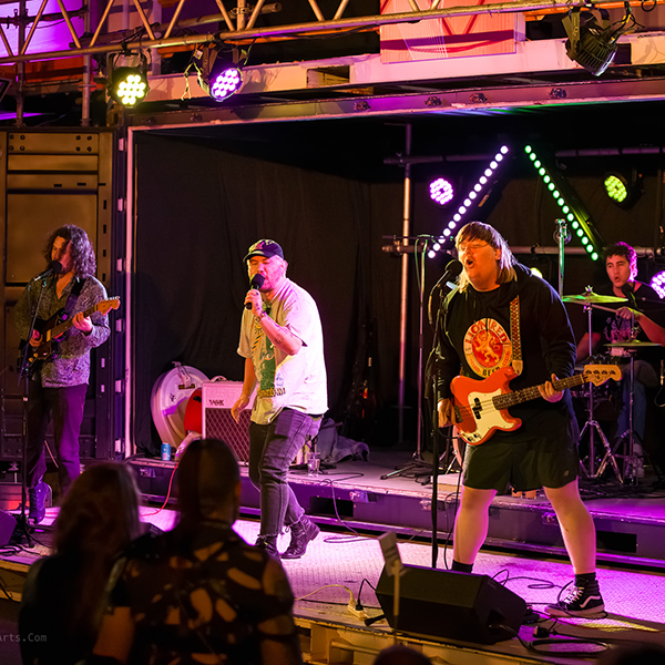 Undertheradar - independent music news, gig guide and tickets ...
